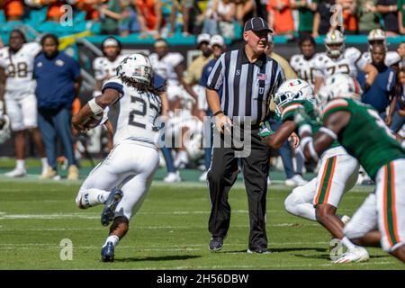 Miami wide receiver Romello Brinson (0) runs with the ball during the ...