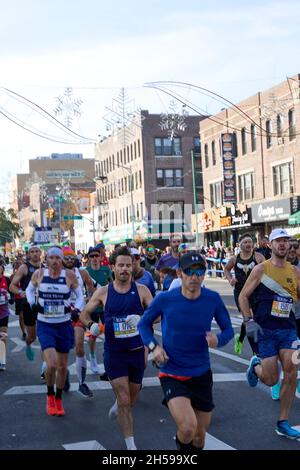 Brooklyn, NY, USA. 7th Nov, 2021. New York City Marathon 50th ...