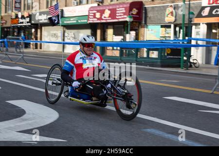 Brooklyn, NY, USA. 7th Nov, 2021. New York City Marathon 50th ...