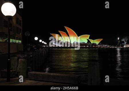 Sydney, Australia. 8th November 2021. The Sydney Opera House was lit up ...