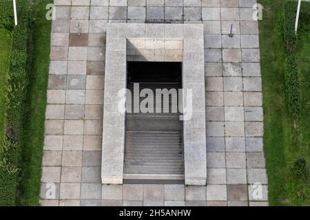 Concrete architecture. Underpass with stairs Stock Photo - Alamy
