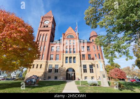 Jefferson County Courthouse in Fairfield, Iowa shortly after Willard ...