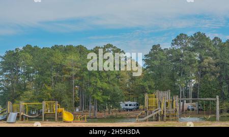 Beautiful Lake Lincoln State park has many recreational areas to enjoy ...
