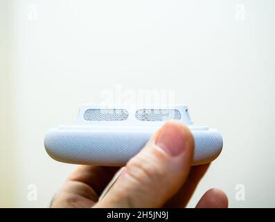 Replacement cushion for new silver Apple Computers AirPods Max over-ear ...