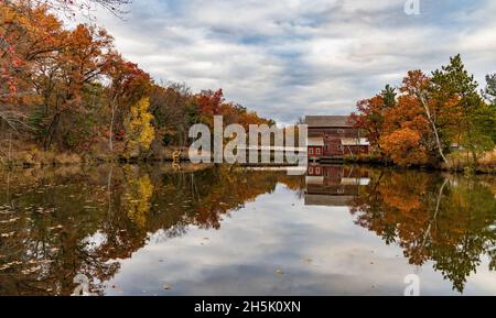 Fall colors at Dells Mill Pond Stock Photo - Alamy