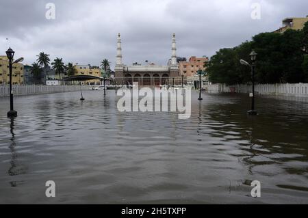 Wallajah Mosque; Big Mosque in Triplicane, Chennai; Madras, Tamil Nadu ...
