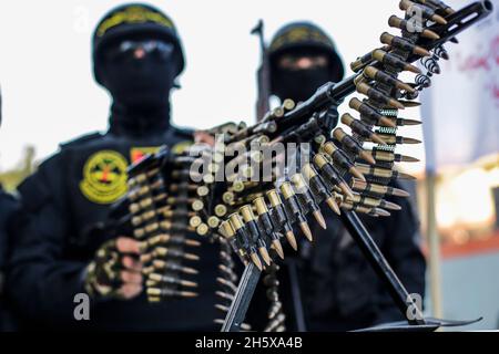 Gaza, Palestine. 11th Nov, 2021. Frogmen unit fighters of Saraya Al ...