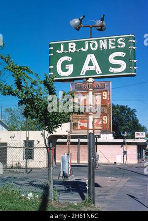 Jones Gas, Houston, Texas Stock Photo - Alamy