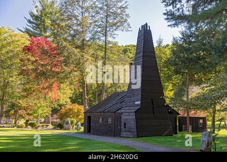 Drake Well, Pennsylvania, USA. Edwin Laurentine 'Colonel' Drake (1819 ...