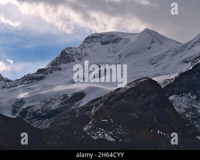 Boundary mountain peak by Athabasca Glacier, Jasper national park ...