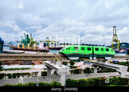 The Sentosa Express monorail line connecting Sentosa island to Harbour ...