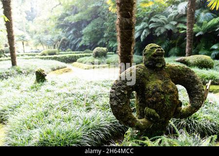 Sculpture in Terra Nostra Garden Stock Photo - Alamy