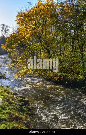 Airton in Craven, Quaker Village on the River Aire, The Yorkshire Dales ...