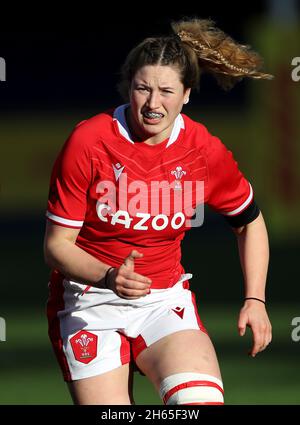 Wales' Gwen Crabb during the Women's Rugby World Cup pool A match at ...