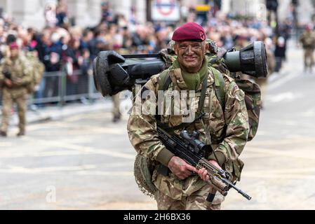 Parachute Regiment soldier with MBT LAW anti tank weapon at the Lord ...