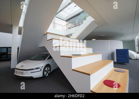 Potsdam, Germany. 15th Nov, 2021. VW chief designer Klaus Zyciora ...