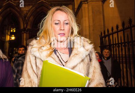 Sally Roberts, mother of Neon Roberts Stock Photo - Alamy