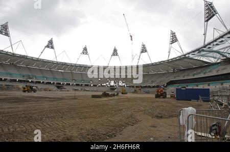Latest view inside London's Olympic stadium Stock Photo - Alamy