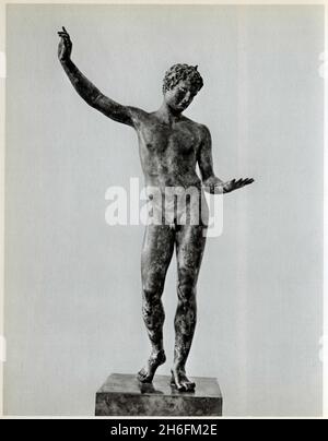 National Museum of Athens. Ephebe from Anticythera Stock Photo - Alamy