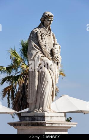 Statue of Christopher Columbus, Lisbon, Portugal Stock Photo - Alamy