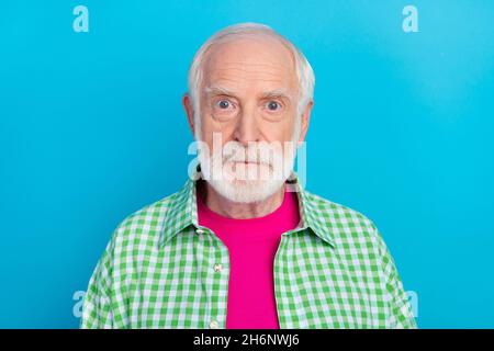Photo of serious retired man wear trendy pastel outfit two arm ...