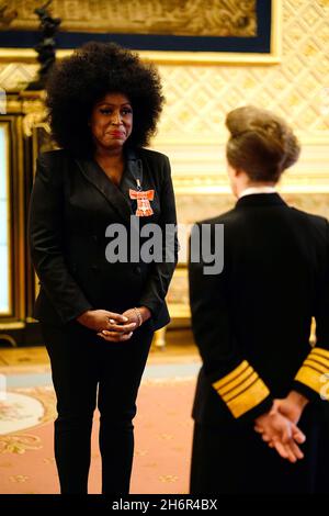 Michelle Wallen (Mica Paris) is made a CBE (Commander of the Order of ...