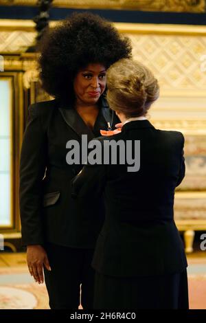 Michelle Wallen (Mica Paris) is made a CBE (Commander of the Order of ...