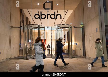Exterior view at night of abrdn offices in St Andrew Square Edinburgh ...