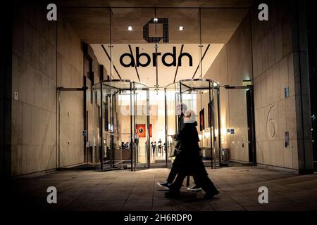 Exterior view at night of abrdn offices in St Andrew Square Edinburgh ...