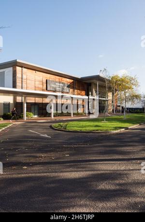 Virgin Active, Chiswick Riverside, Riverside Drive, Dukes Meadows ...