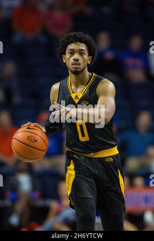 November 9, 2021: Florida Gators guard Elijah Kennedy (10) heads up ...