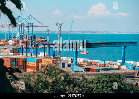 Odessa Ukraine - July 2021: Bulk carrier ship under load of clinker ...