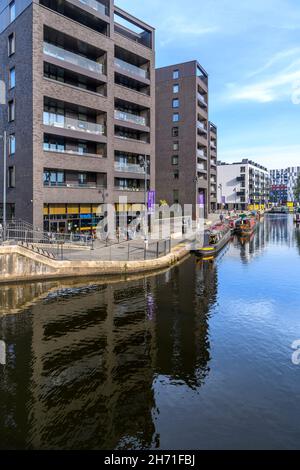 New Islington marina, Manchester Stock Photo - Alamy