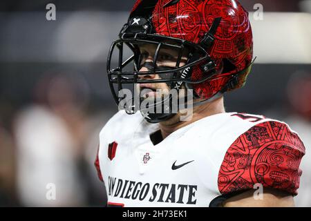 November 19, 2021: San Diego State Aztecs linebacker Caden McDonald (54 ...