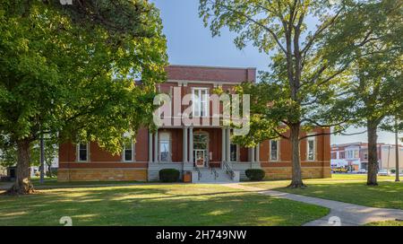 Newton, Illinois, USA - September 28, 2021: The Historic Jasper County ...