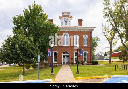 Vienna, Illinois, USA - October 1, 2021: The Historic Johnson County ...
