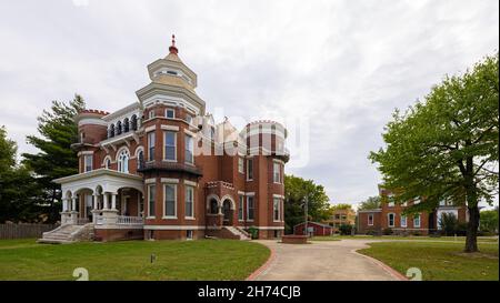 Carmi, Illinois, USA - October 1, 2021: The Historic White County ...