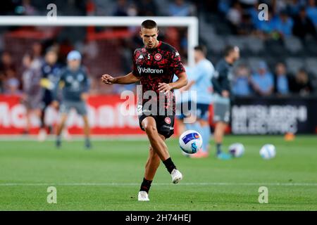 Jack Rodwell of Sydney FC warms up before the match between Sydney FC ...