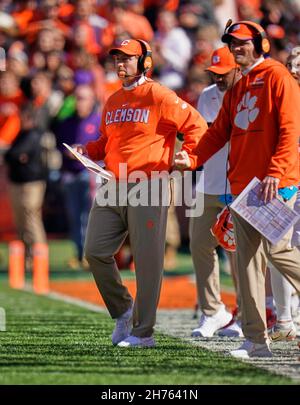Clemson, South Carolina, USA. 20th Nov, 2021. Clemson Tigers running ...