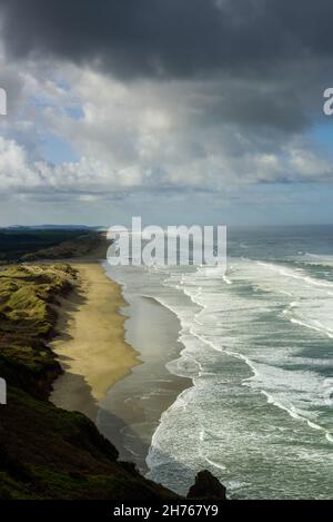 View over Baker Beach, coastal landscape with long sandy beach and ...
