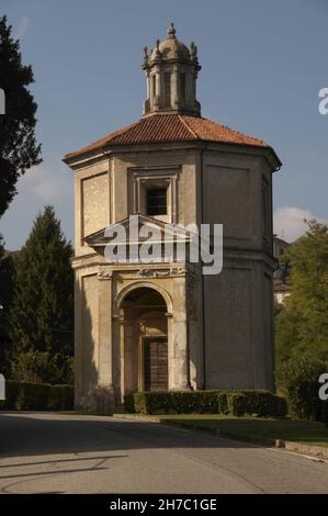 Cappella Sacro Monte di Arona, Piemonte Stock Photo - Alamy