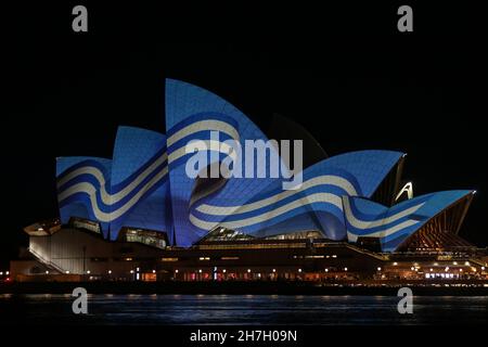 Greek flag on Sydney Opera House Stock Photo - Alamy
