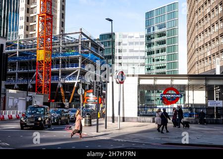 Redevelopment of Victoria Station tube Stock Photo - Alamy