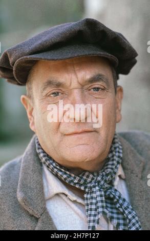 Portrait of the French actor Jean Carmet in 1990 Stock Photo - Alamy
