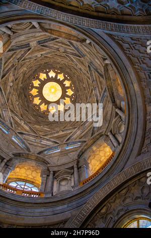 Dome and lantern of the Chapel of the Holy Shroud, Cappella della Santa ...