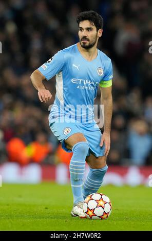 Manchester, England, 24th November 2021. Achraf Hakimi of Paris St ...