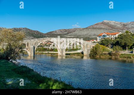 The historic monument of the Arslanagic bridge in Trebinje Stock Photo ...