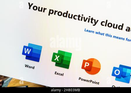 Microsoft website with icons of office suite (Word, Excel, Powerpoint ...