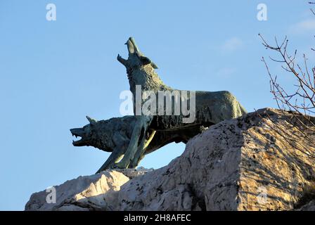 WWI: San Giovanni di Timavo : the monument dedicated to the 'Lupi di ...