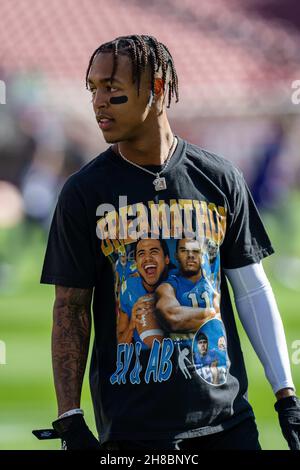 Minnesota Vikings cornerback Cameron Dantzler (27) pursues a play on ...